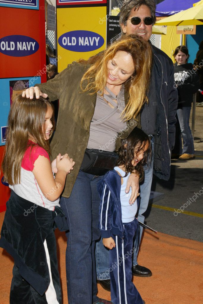 Catherine Bach Children