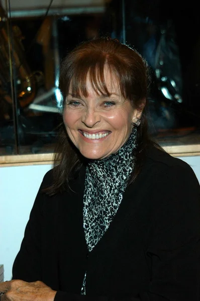 Lesley ann warren Stock Photos, Royalty Free Lesley ann warren Images ...