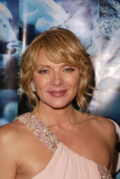 Kim hilton Stock Photos, Royalty Free Kim hilton Images | Depositphotos