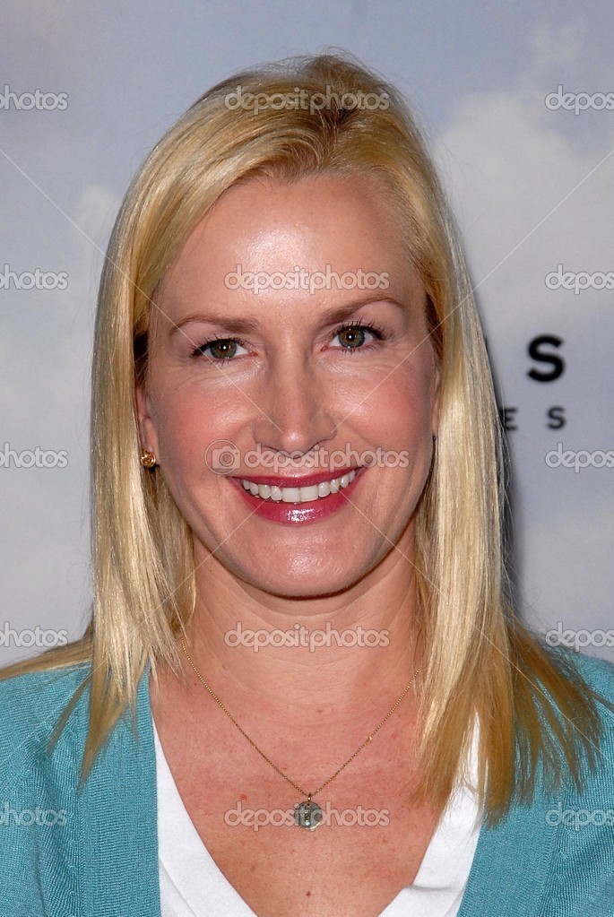 Angela Kinsey Oceana