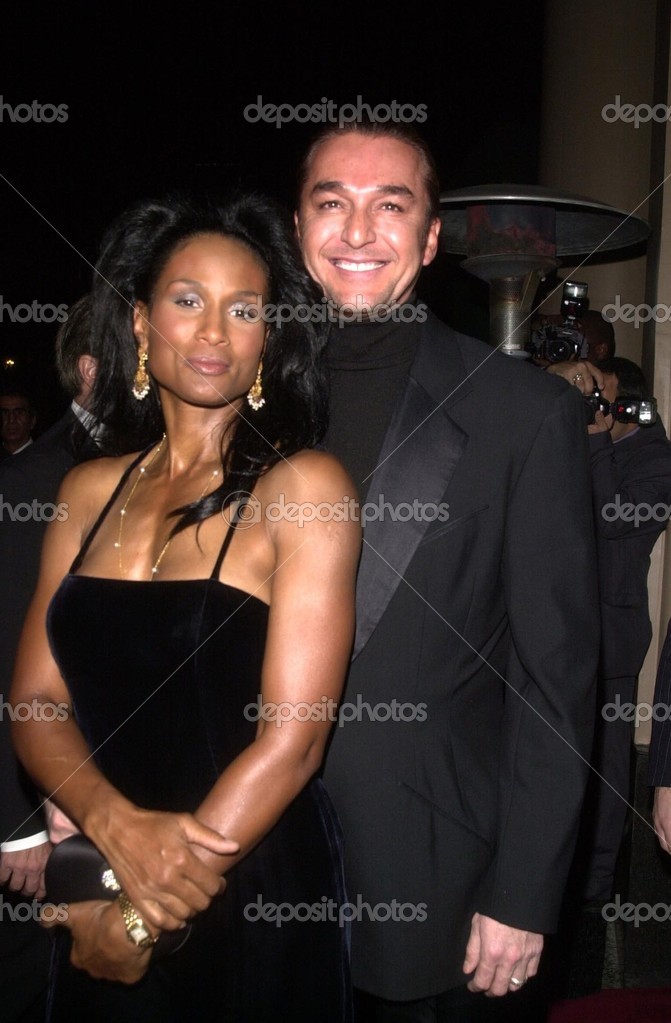 Beverly Johnson And Nick Chavez Stock Editorial Photo © Sbukley 17706743
