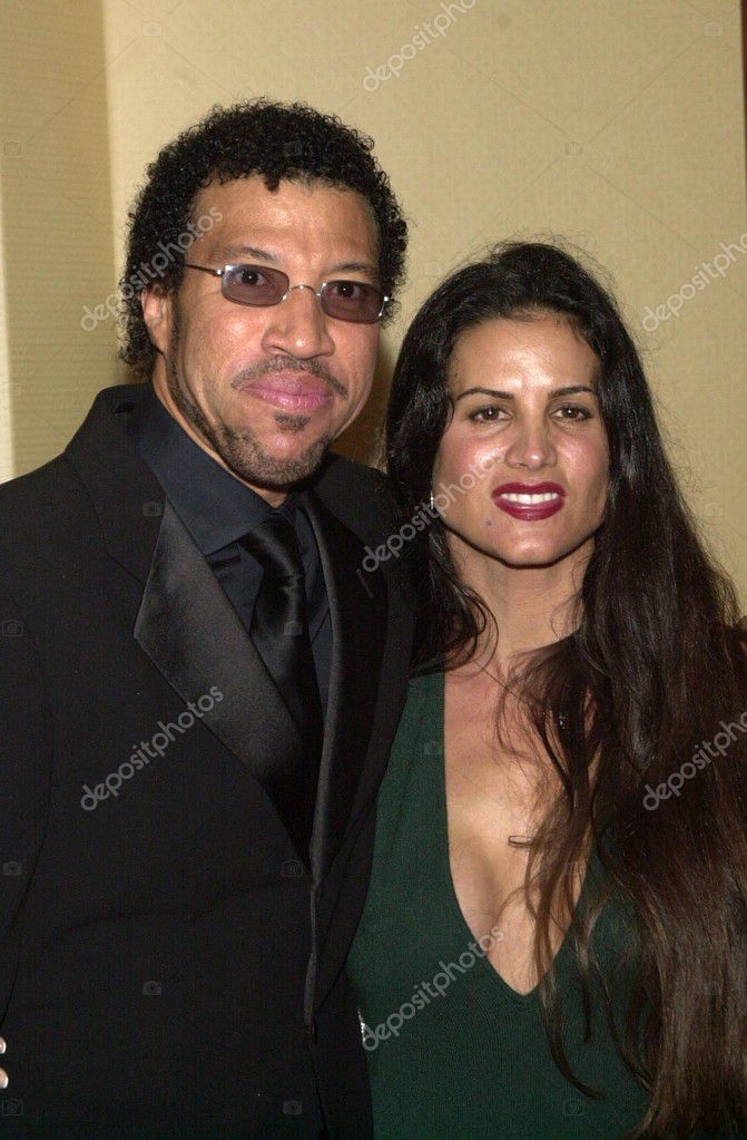 Lionel Ritchie and wife – Stock Editorial Photo © s_bukley #17709331