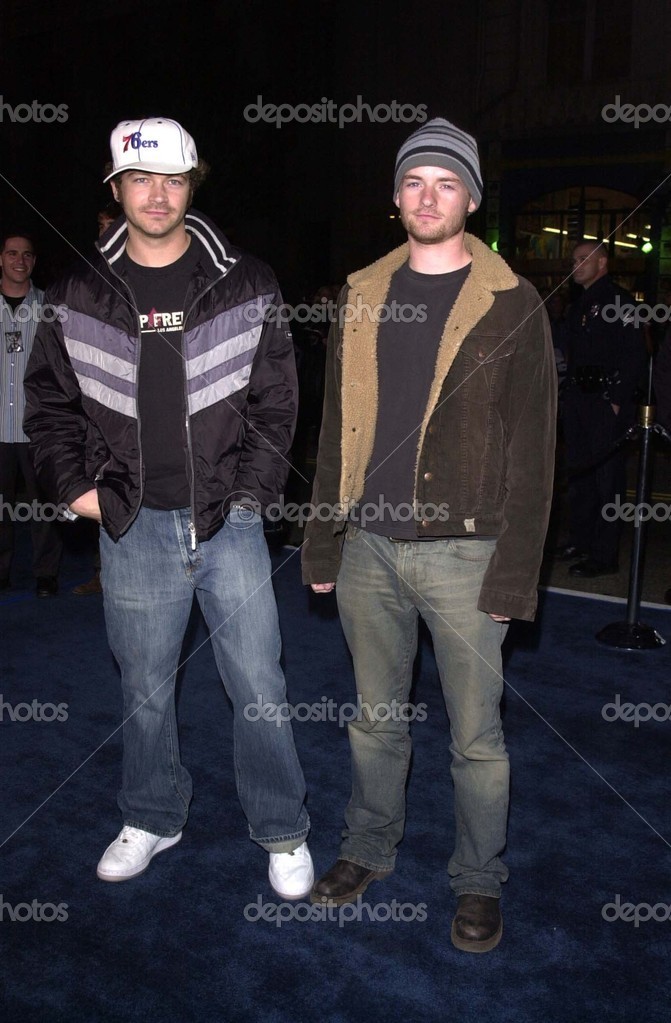 Danny Masterson and Chris Masterson — Stock Editorial Photo © s_bukley ...