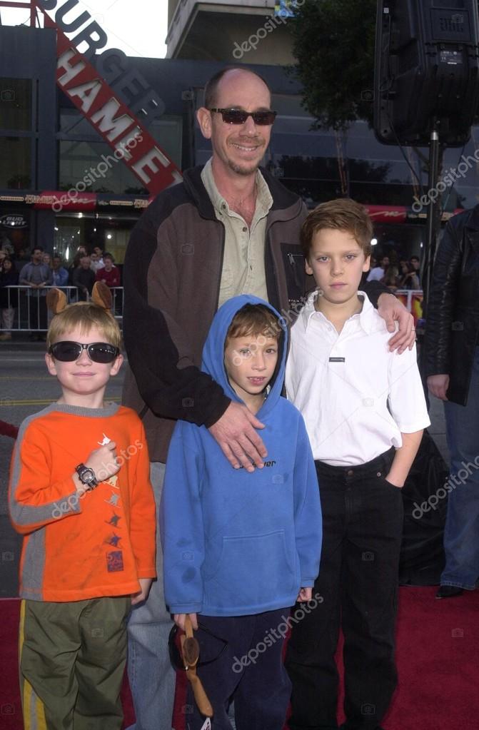 Miguel Ferrer and family – Stock Editorial Photo © s_bukley #17762265
