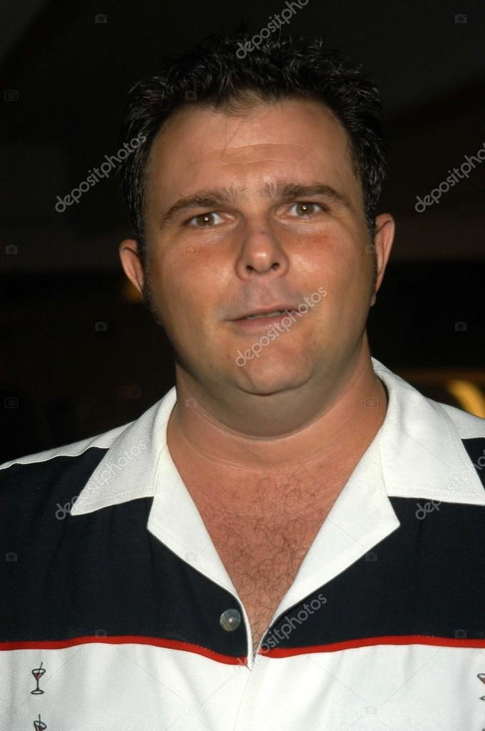 Jeremy Ratchford's Instagram, Twitter & Facebook on IDCrawl