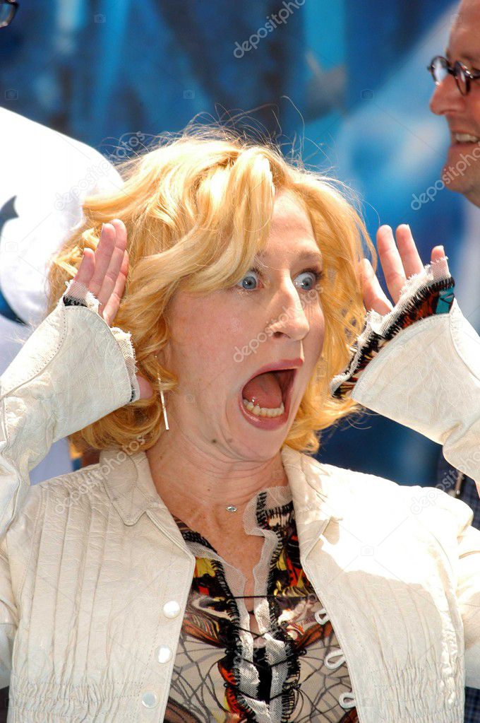 Vicki Lewis Wikisein Fandom