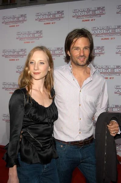 Lesley-Anne Down, husband Don E. FauntLeRoy, Son George-Edward – Stock ...