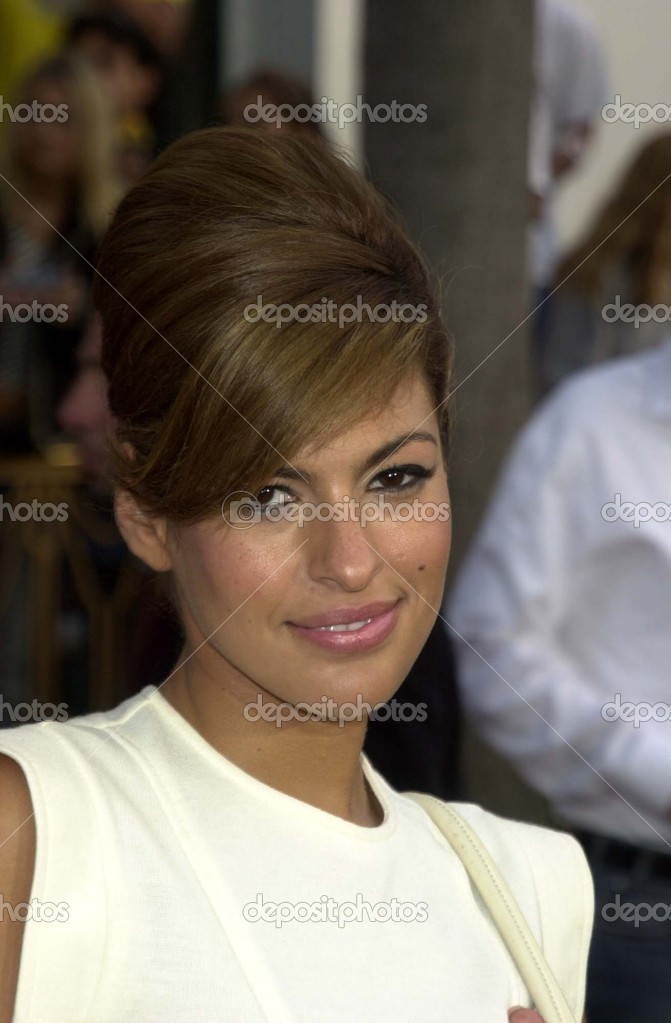 Eva Mendes — Stock Editorial Photo © s_bukley #17793605