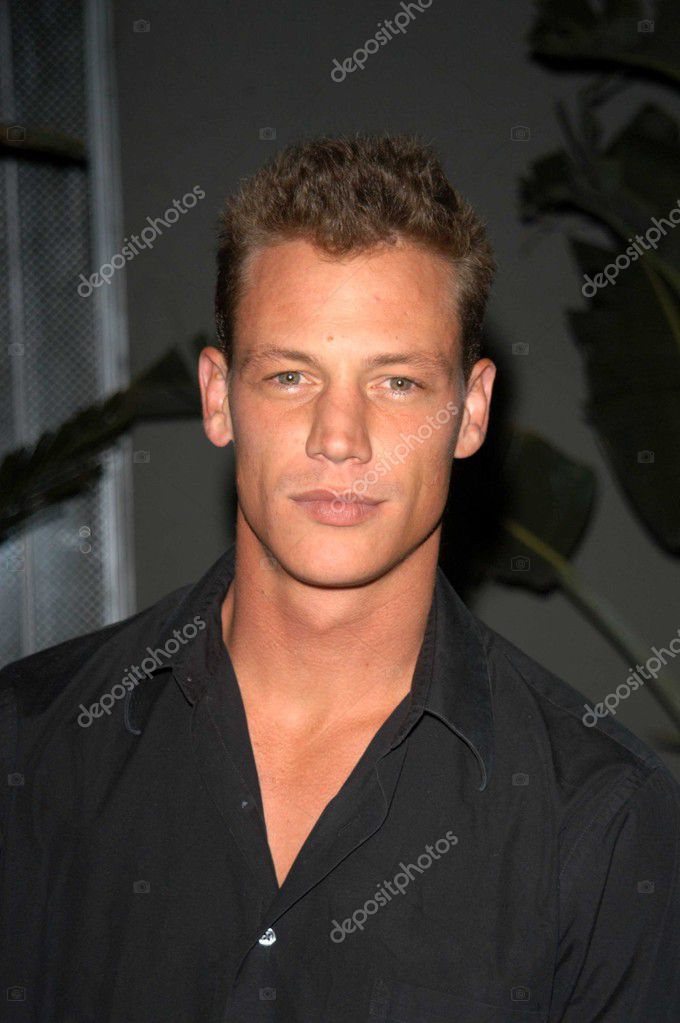 Ryan Locke – Stock Editorial Photo © s_bukley #17807621