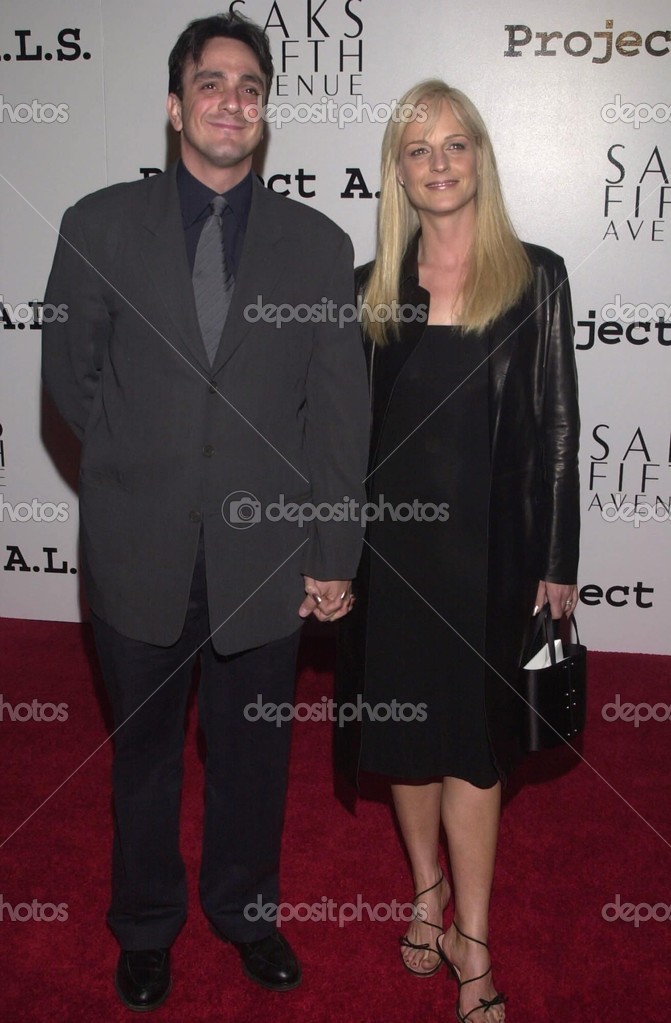 Hank Azaria And Helen Hunt