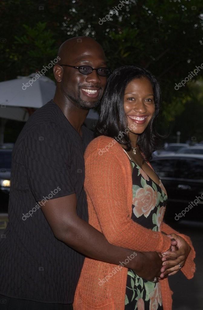Richard T Jones And Wife Nancy Stock Editorial Photo © Sbukley 17939185