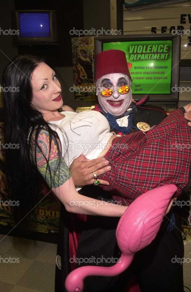 Count Smokula with Tromette Damiana — Stock Editorial Photo © s_bukley ...