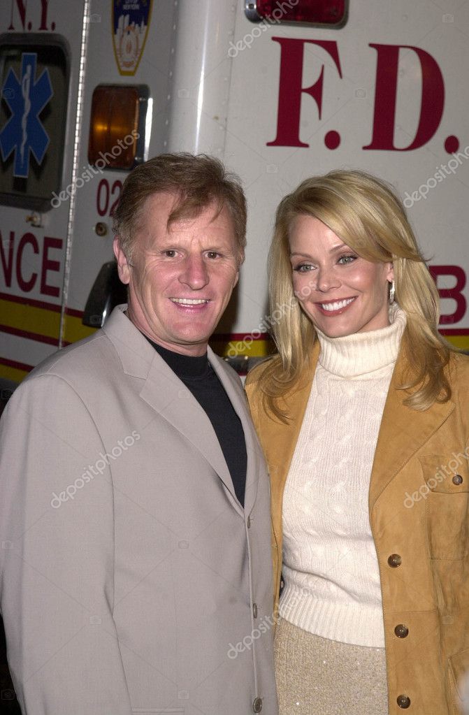 Gordon Clapp and Gail O'Grady – Stock Editorial Photo © s_bukley #17946685