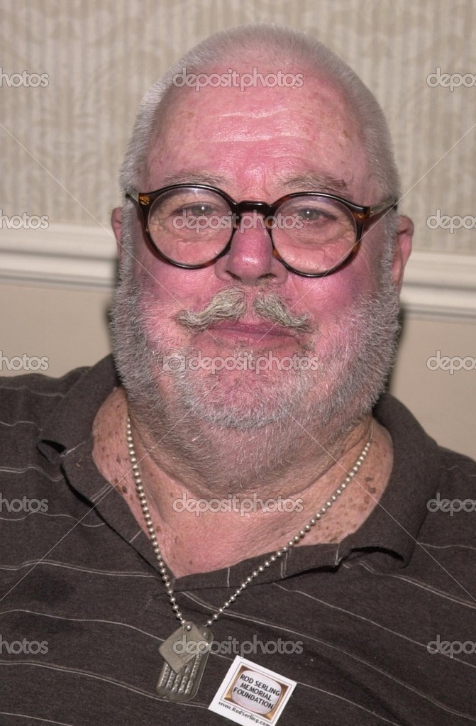 William Windom from the TZ episodes "Five Characters in Search of an ...