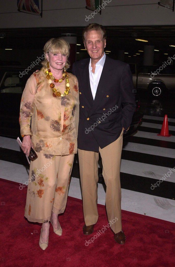 Robert Stack Wife