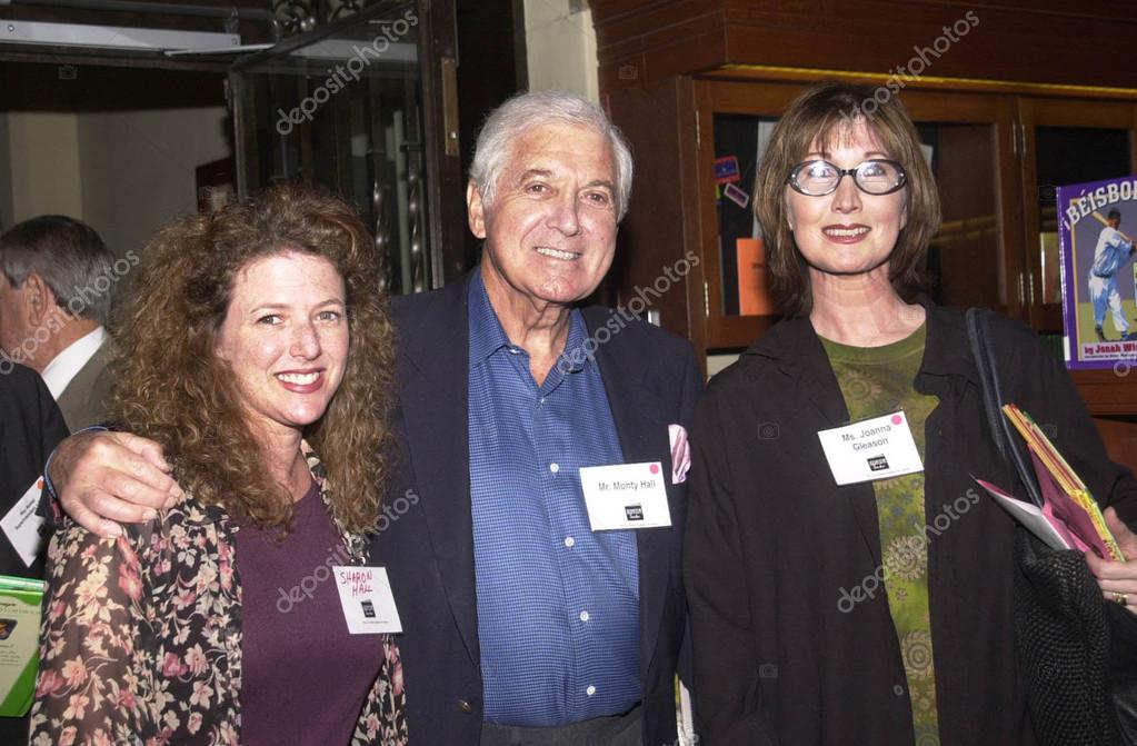 Sharon Hall, Monty Hall and Joanna Gleason — Stock Editorial Photo © s ...