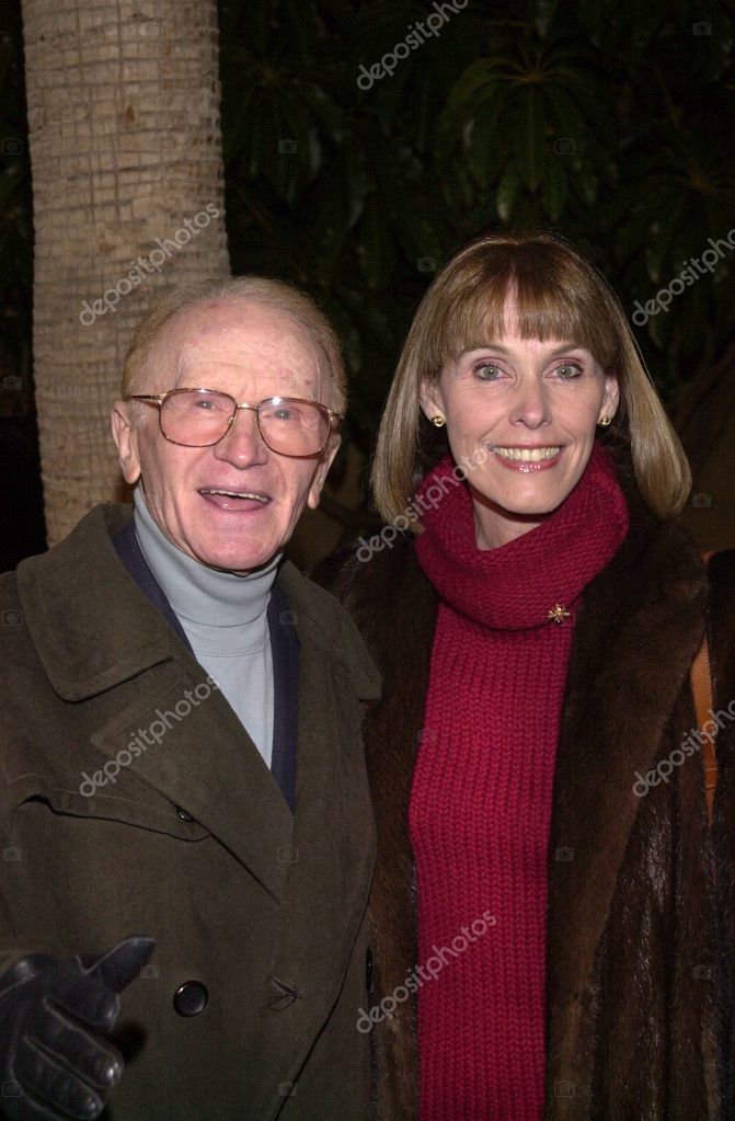 Red Buttons – Stock Editorial Photo © s_bukley #17956071