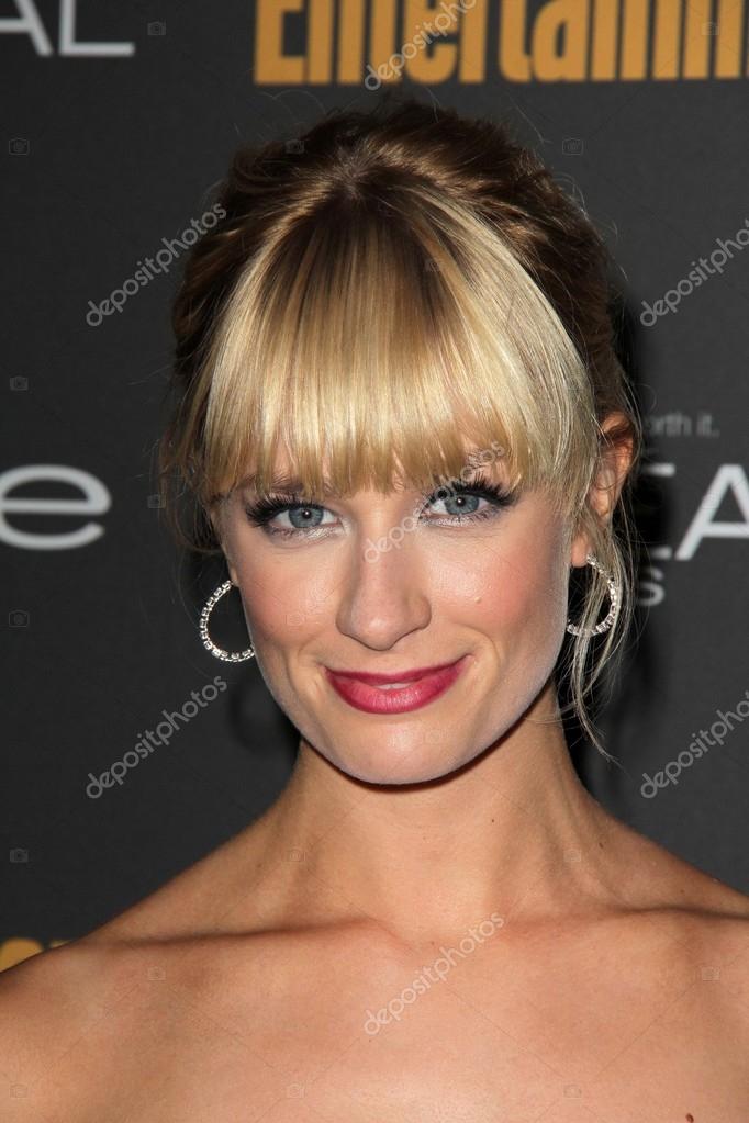 Beth Behrs. — Foto editorial de stock © s_bukley #50650039