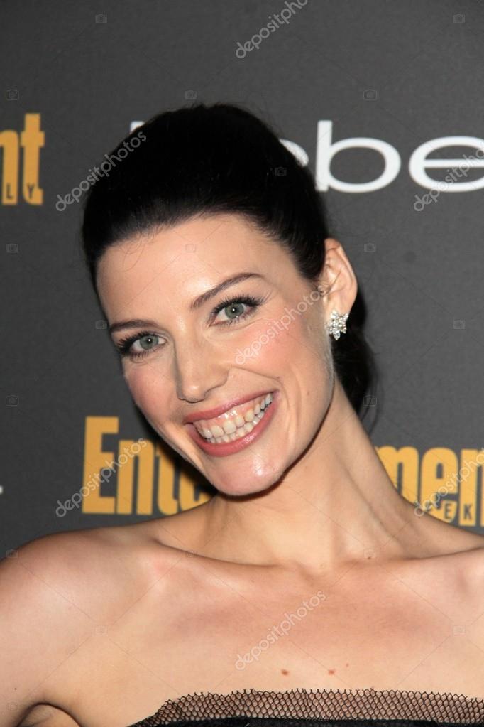 Jessica Pare Teeth Before After
