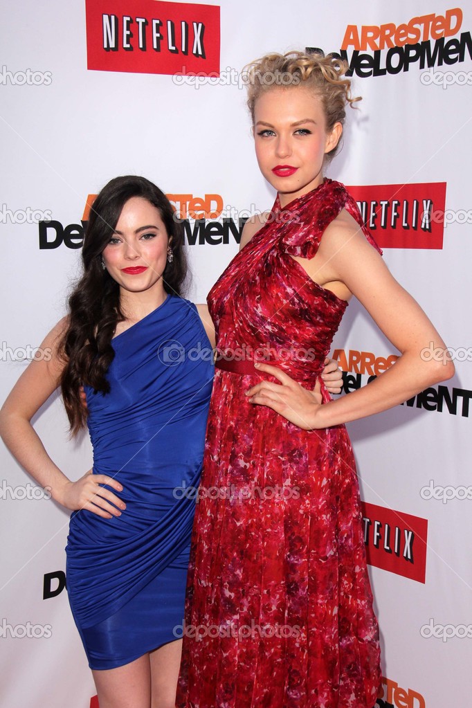 Freya Tingley, Penelope Mitchell – Stock Editorial Photo © s_bukley ...