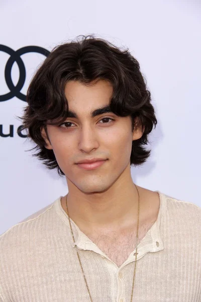 Avan Jogia 2007