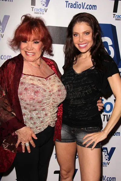 Erika Jordan, Kitten Natividad – Stock Editorial Photo © s_bukley #50741463