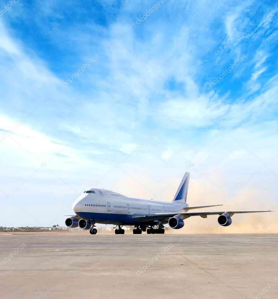 Giant plane in airport — Stock Photo © shmeljov #15398403