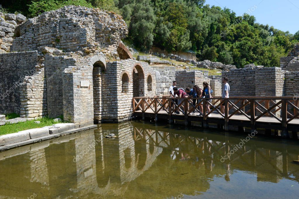 Butrinto, Albania - 14 de mayo de 2022: Vista al yacimiento ...