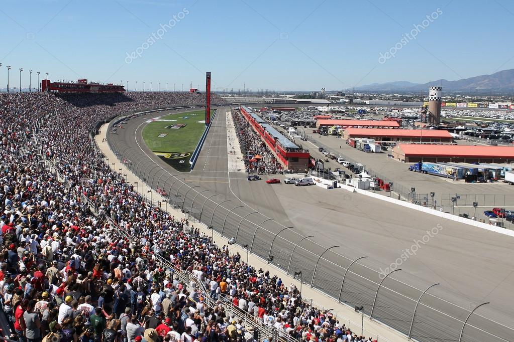 Auto Club Speedway in Fontana – Stock Editorial Photo © photoworksmedia ...