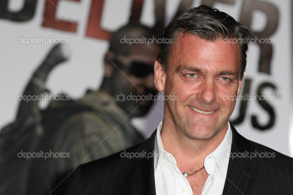 Fondos De Pantalla De Ray Stevenson 1.410 Fotos E Imágenes De Alta