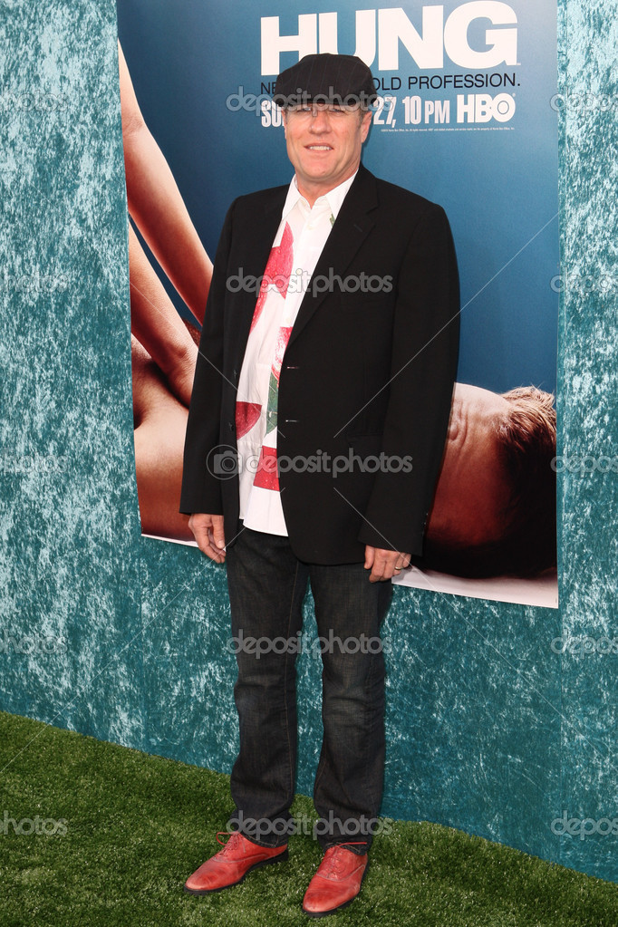 Gregg Henry attends the film premiere — Stock Editorial Photo ...
