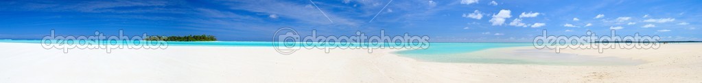 Panoramic view of a pacific atoll — Stock Photo © fbxx #15048573