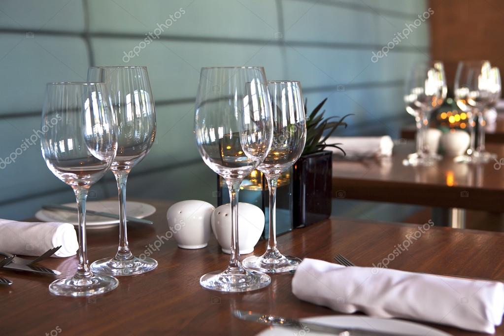 Fancy Restaurant Table Setup