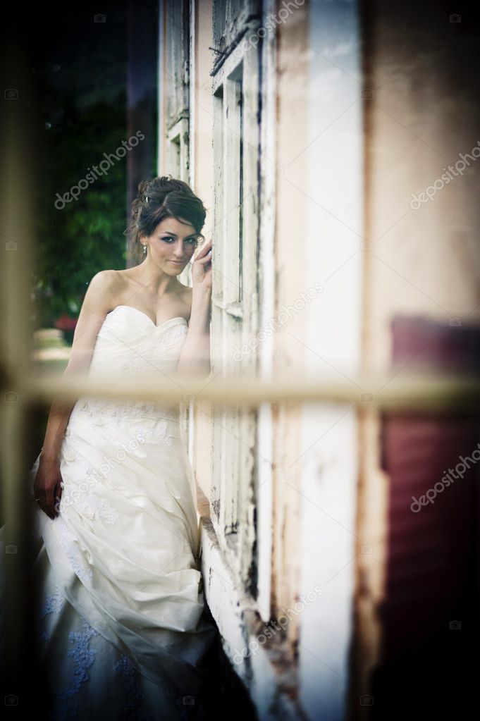Lovely bride — Stock Photo © halfpoint #30494073