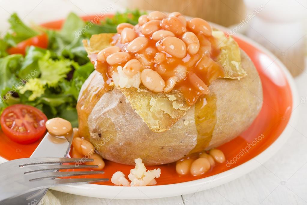 Jacket Potato Stock Photo by ©paulbrighton 39658069