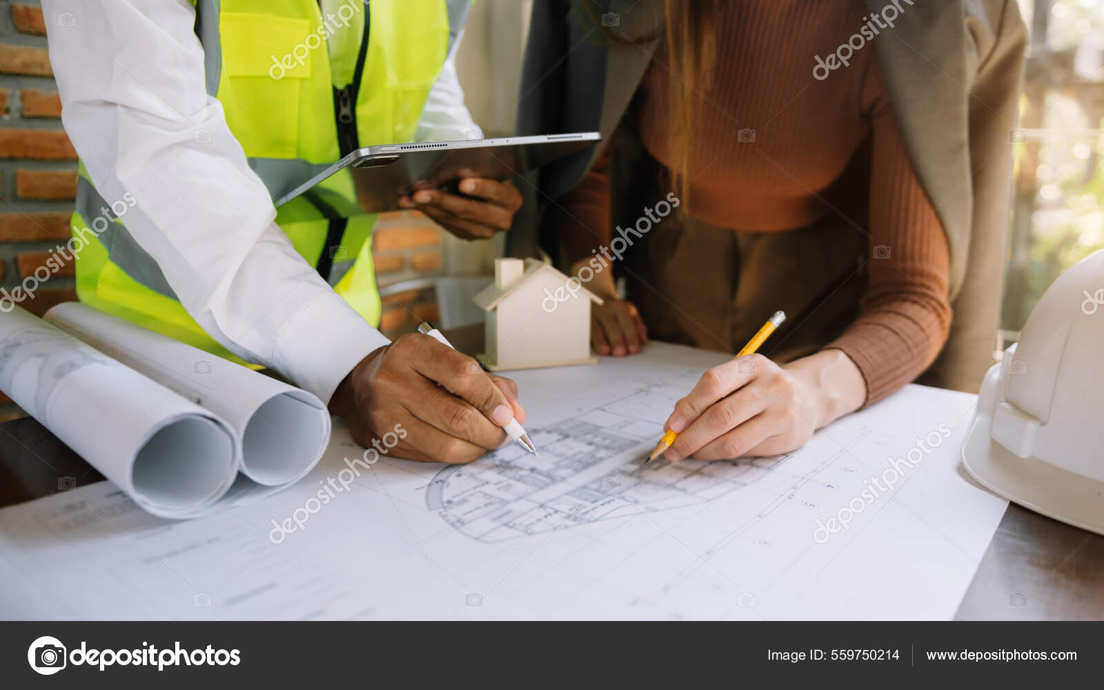 Engineer Teamwork Image Engineer Meeting Architectural Project Working ...