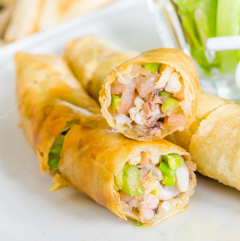 Thai spring roll Stock Photo by ©mrsiraphol 33181537