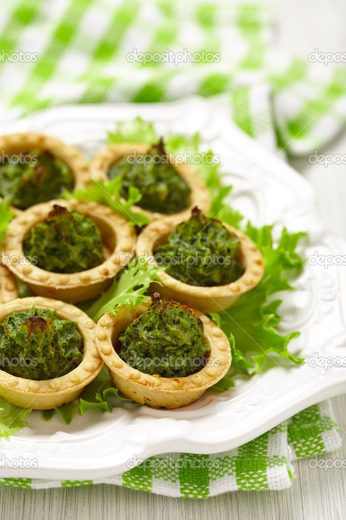 Green christmas vegetables tree appetizer Stock Photo by ©Odelinde 39581821