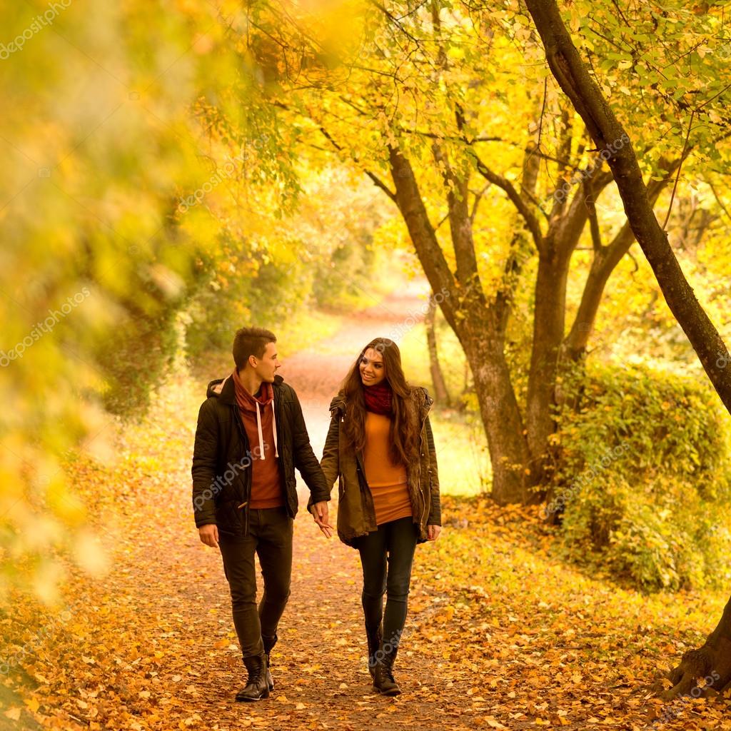 Couple in autumn park — Stock Photo © Geribody #33758251