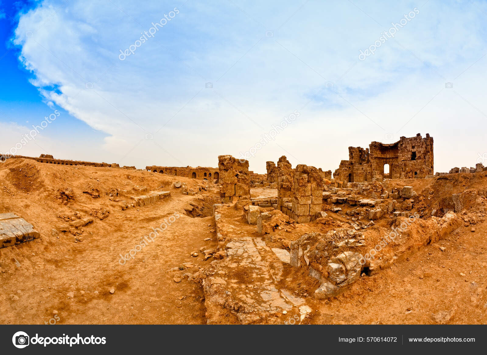 Rasafa ruins Syria Stock Photo by ©dbajurin 570614072