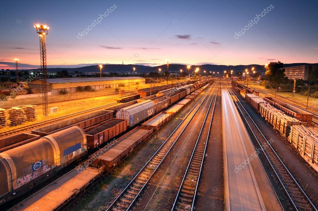 Cargo transportatio with Trains and Railways — Stock Photo © TTstudio ...