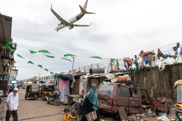 Mumbai India 2022 Slums Mumbai Jagruti Nagar Asalfa Aeroplane Sky ...