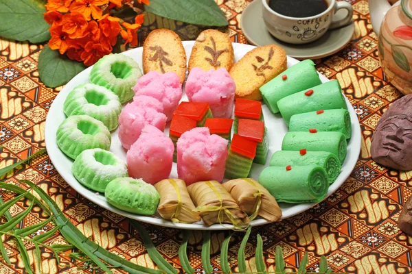 Indonesian snacks Stock Photos, Royalty Free Indonesian snacks Images ...