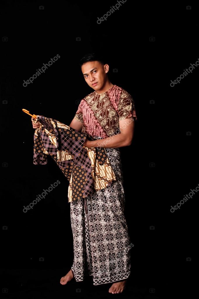 Traditional Indonesian Men