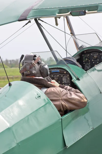 Vintage aircraft pilot Stock Photos, Royalty Free Vintage aircraft ...