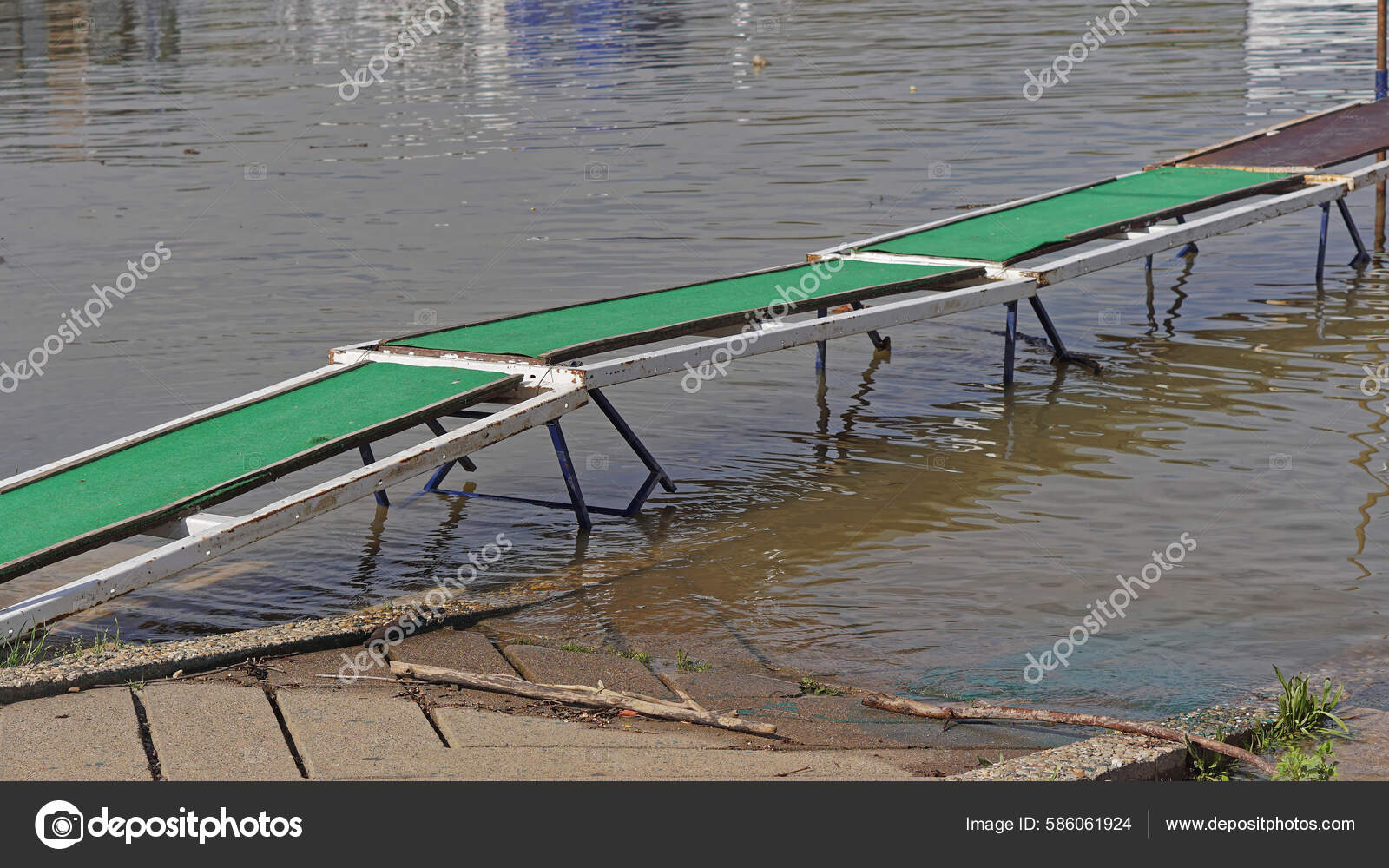 Temporary Walkaway Bridge Pedestrians Floods — Stock Photo © Bradatata ...