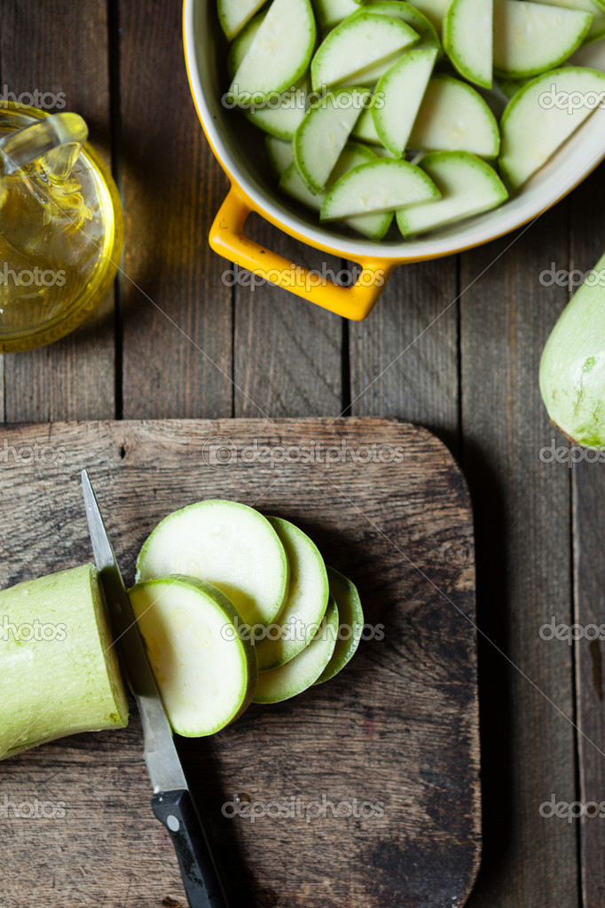 Green zucchini in the preparation of food — Stock Photo ...