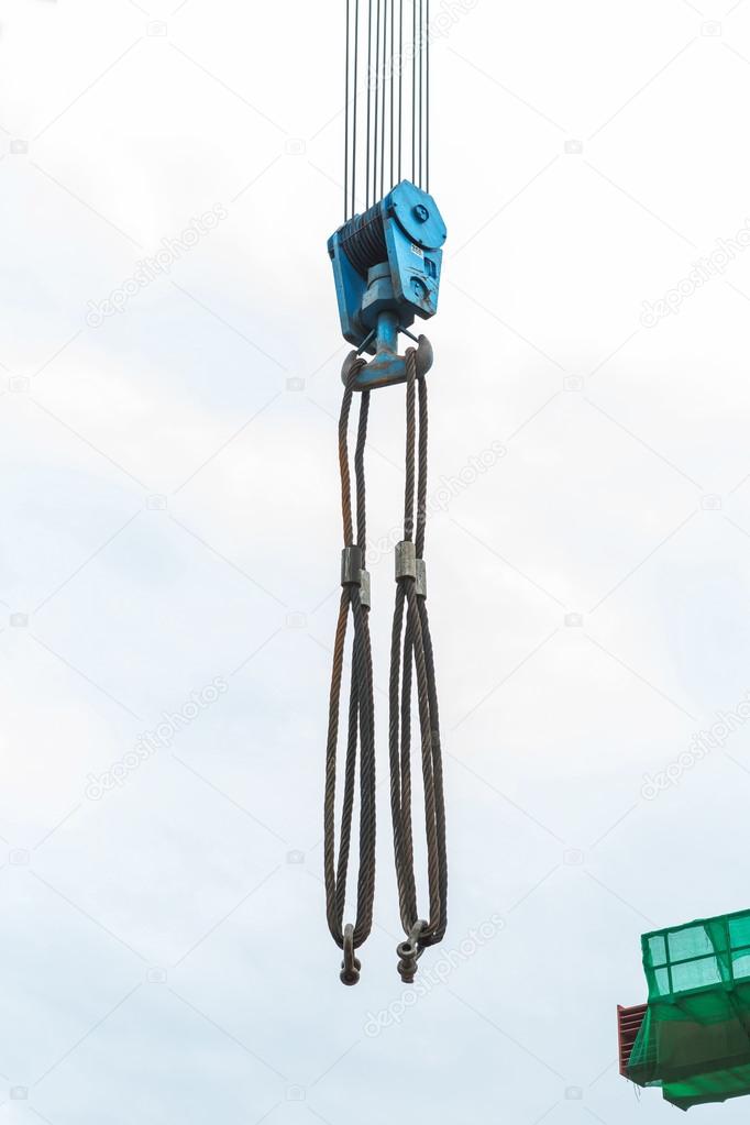 Heavy duty steel wire rope sling — Stock Photo © smuayc #31831959