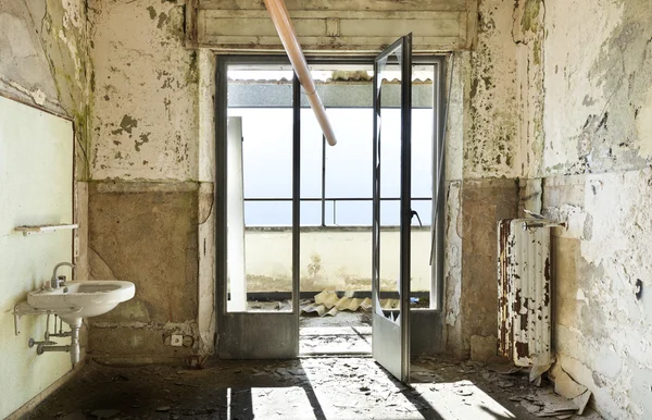 Abandoned room Stock Photos, Royalty Free Abandoned room Images ...