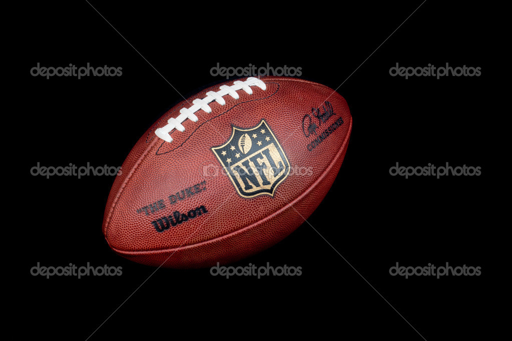 NFL ball – Stock Editorial Photo © bertys30 #39624529